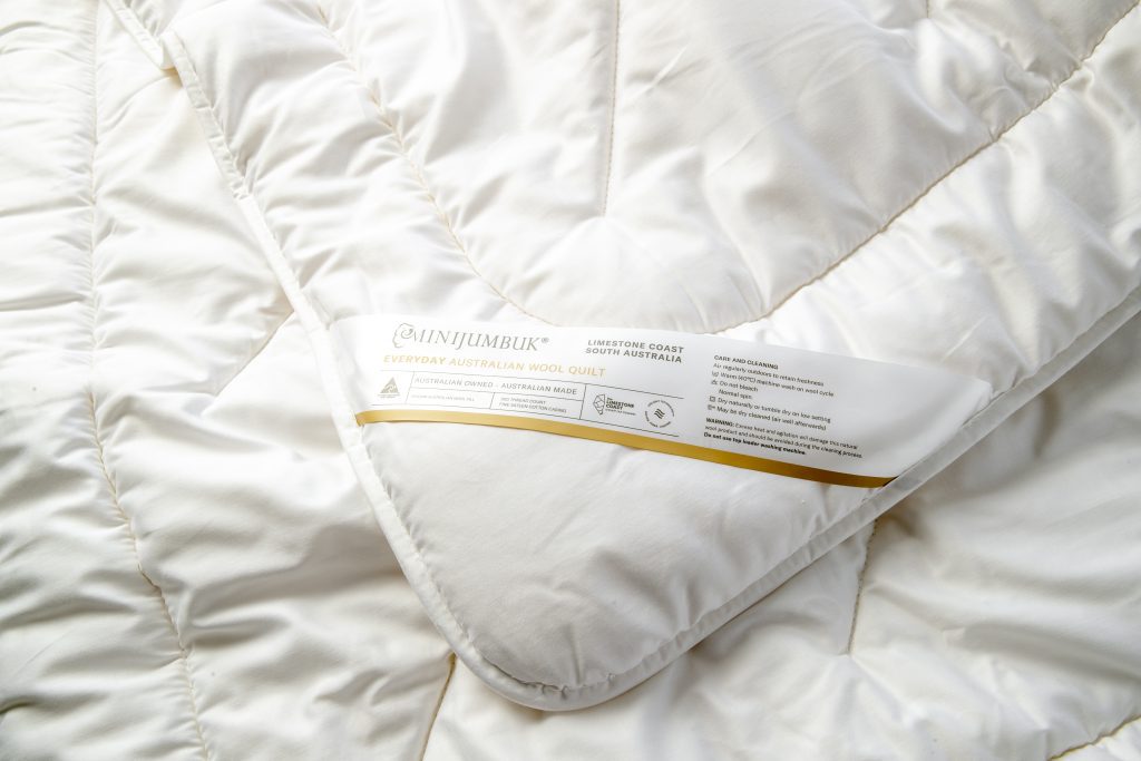 MiniJumbuk Everyday Wool Quilt - European Bedding